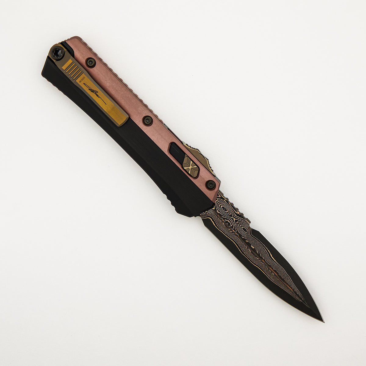 Adzin Flipper – Blasted W- Satin Flats M390 Blade – Blasted Titanium H
